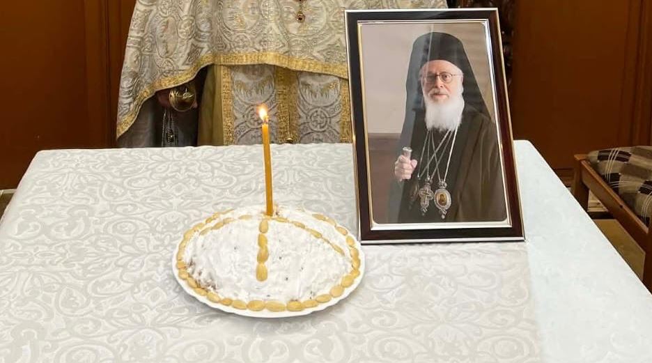 Το πιο συγκινητικό Μνημόσυνο για τον Αρχιεπίσκοπο Αναστάσιο – Σημεία Καιρών